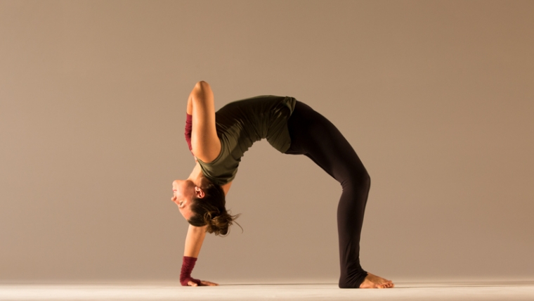 Asana to Embody Gratitude This Thanksgiving